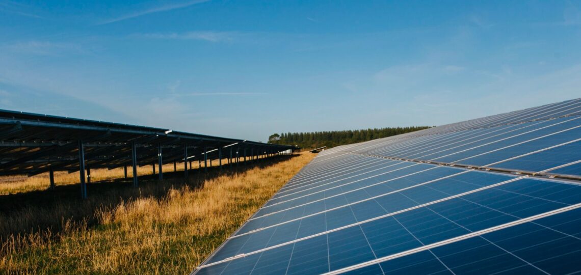 Bluefield Solar obtient des Contrats Solaires — energynews.pro